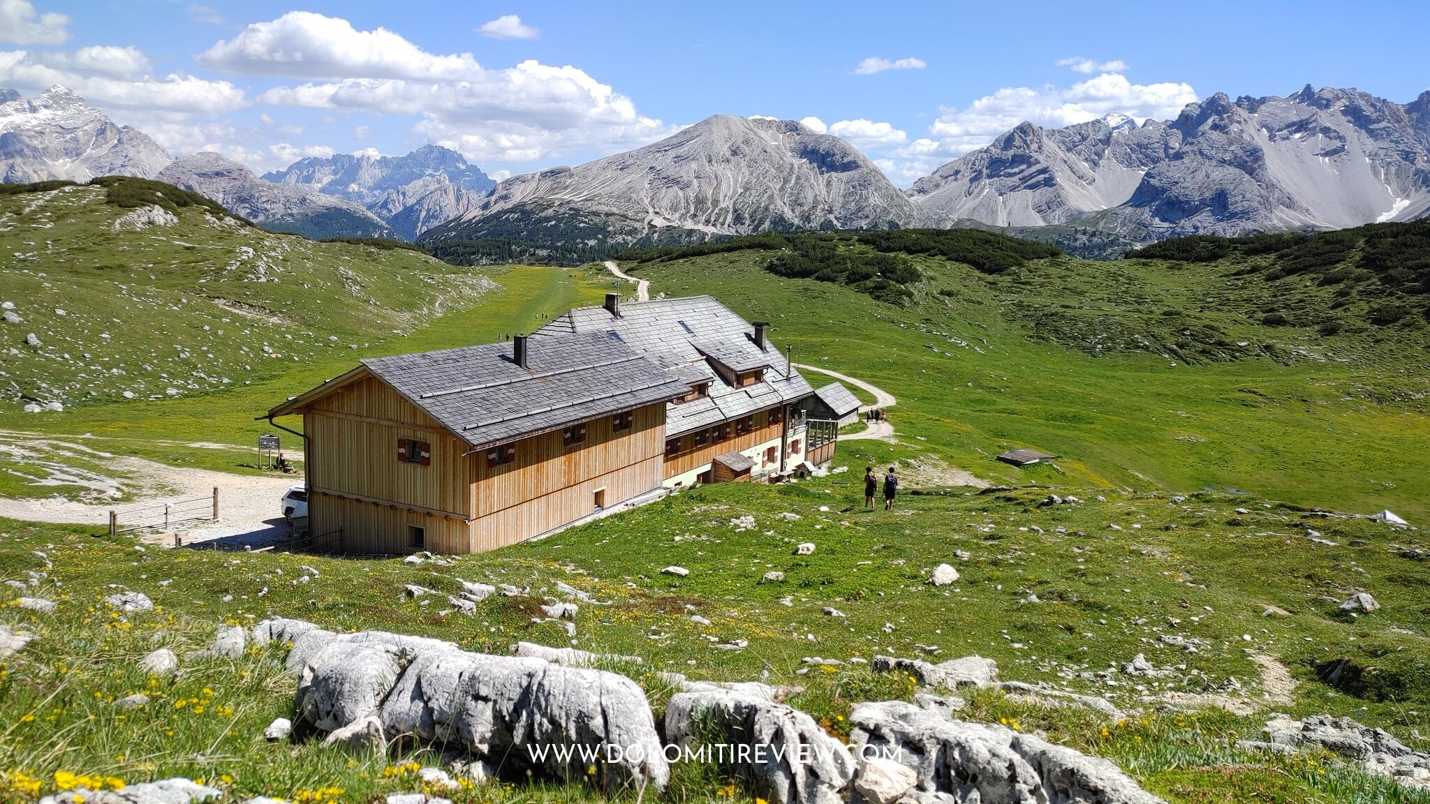Malga Ra Stua e Rifugio Sennes, un'escursione attraverso due parchi ...