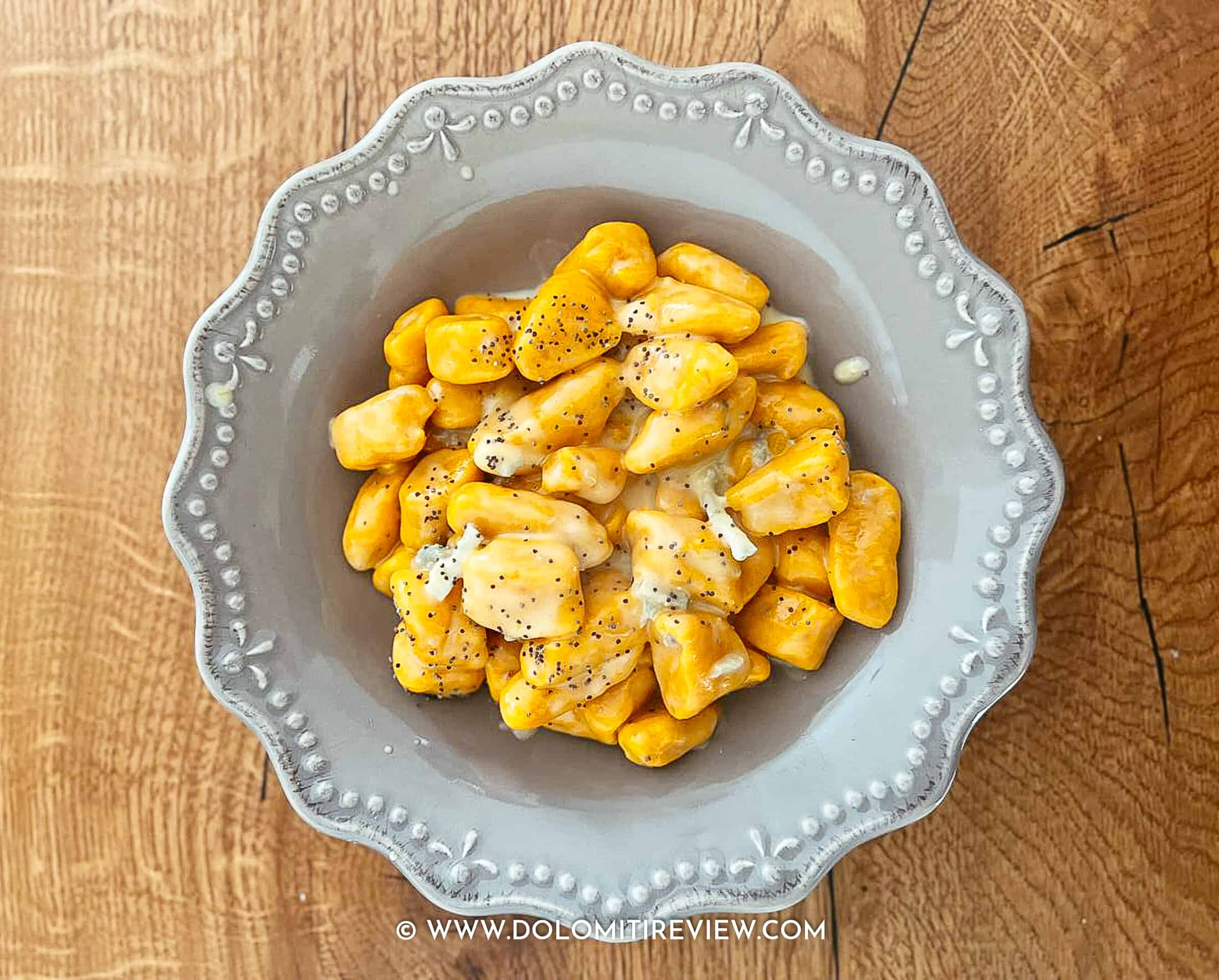 Gnocchi di Zucca: Ricetta della Nonna (con un condimento gustoso ...