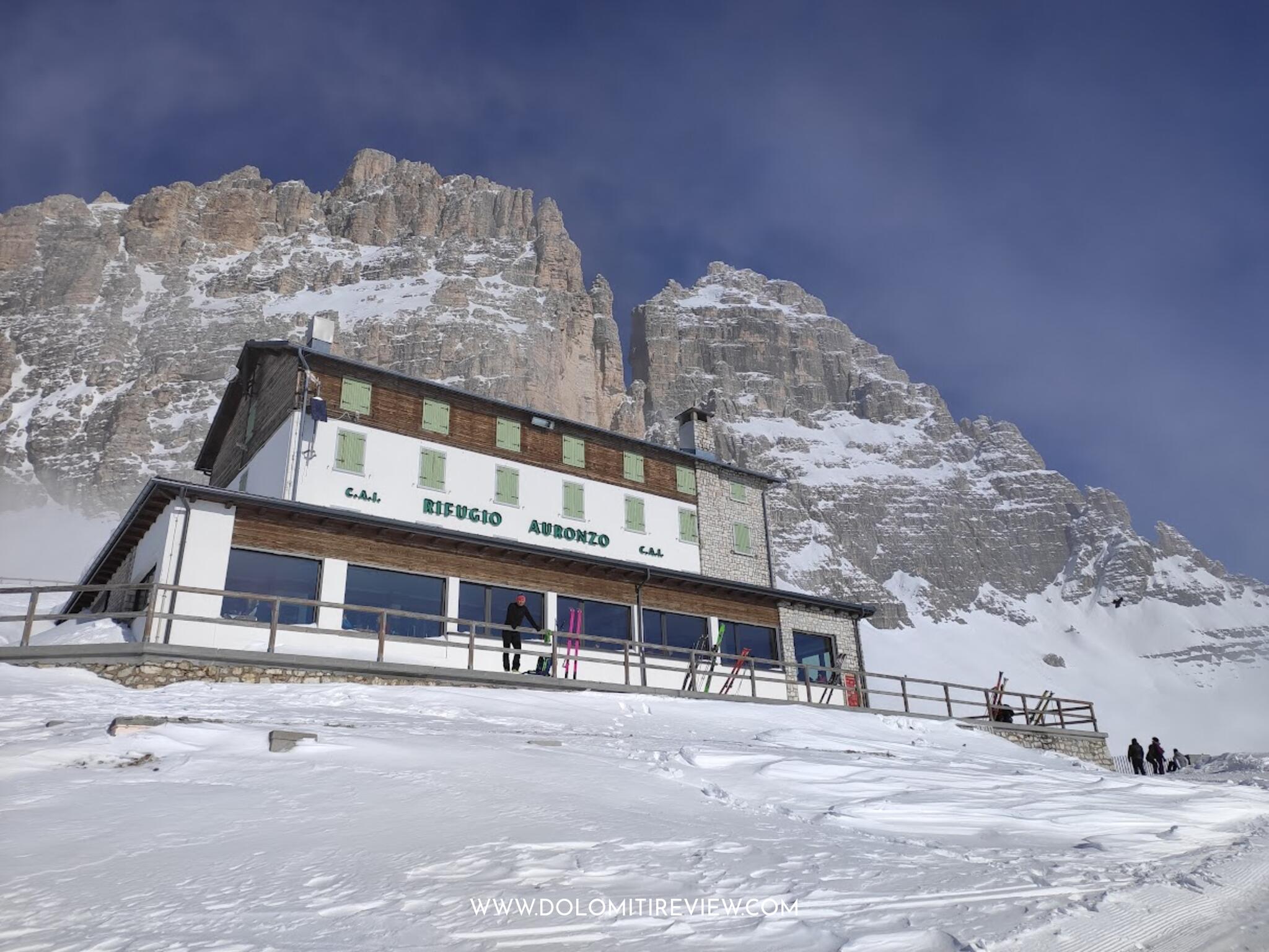 Cercasi gestore per il Rifugio Auronzo alle Tre Cime di Lavaredo: ecco ...